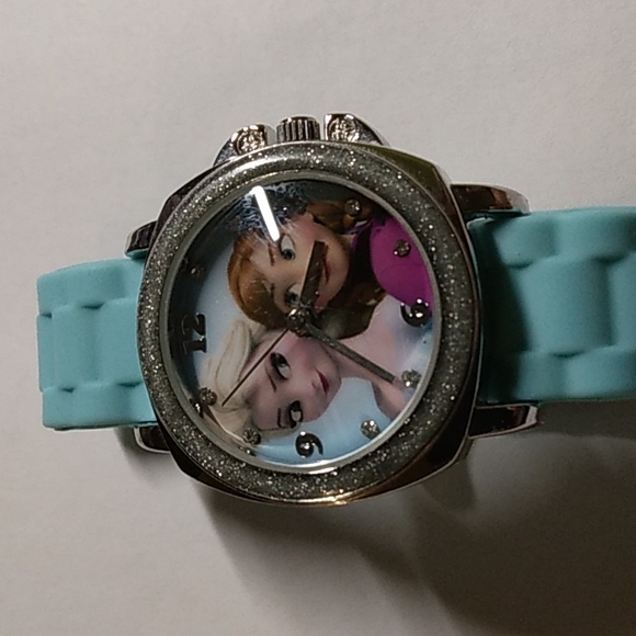 Frozen | Accessories | Disney Frozen Girls Anna And Elsa Digital Watch ...